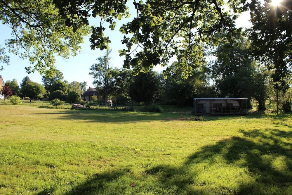 Camping La Chevauchée - Creuse