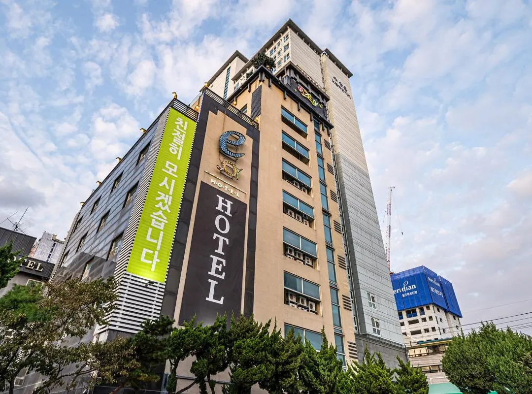 Uijeongbu E Joy - Seúl