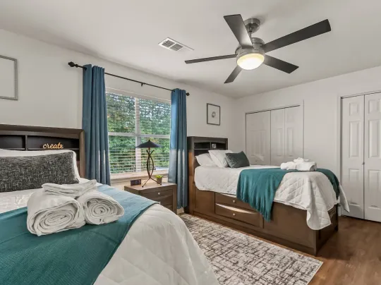 Day Dreamer Minutes To Stadium With Fire Pit And  Parking - Tuscaloosa, AL