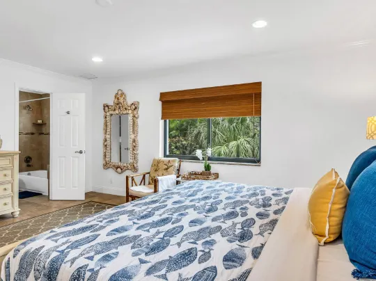 Private Covered Patio And Rooftop Viewing Deck - Stylish Coastal Haven - Jupiter, FL