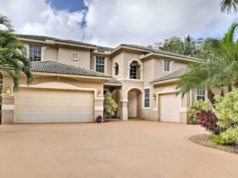 Your Own Spanish Villa Away From Home! - Jupiter, FL