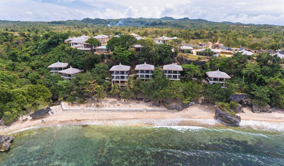 Ocean’s Edge Resort by Hiverooms,Romblon - Updated Prices & Hotel ...