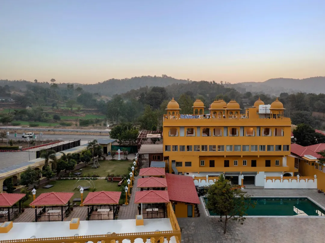 Hotel Kingfisher Palace - Gujarat