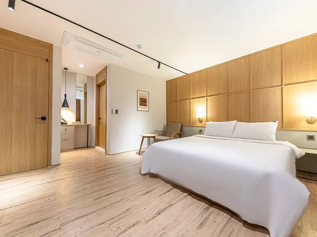 Gwangju Hotel Seven Bricks - 光州