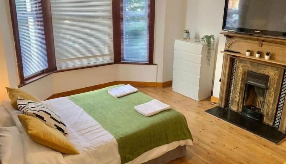 Double Room - Balham Guest House F1, London - Photos, Reviews & Prices ...