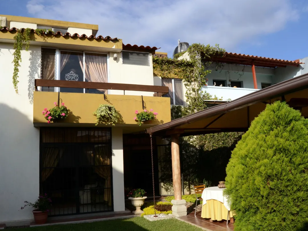 Hostal Villa Toscana - Guatemala City