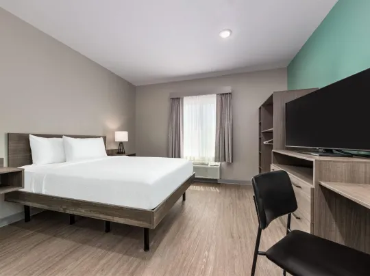 Echo Suites Extended Stay By Wyndham Dallas Plano/richardson - Plano, TX