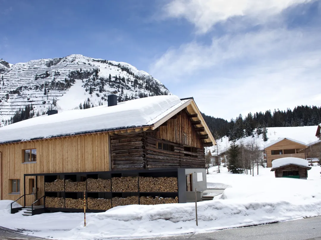 Alpina Lech - Your Home From Home - Lech