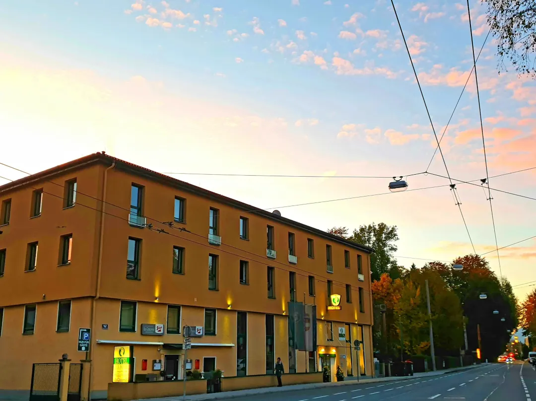 Hotel Via Roma - Salzburg