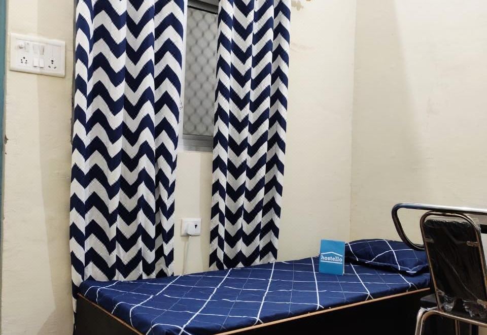 Awami Girls Hostel Lahore, Lahore - 2025 Updated Prices, Deals ...