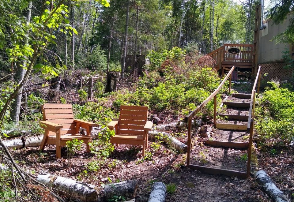 Eagle Yurt at Wilderness Wind, Ely, MN with 3 bedrooms and full kitchenの宿泊予約・料金プラン一覧 - イーグルス・ネスト ...