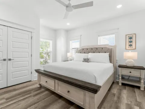 Cottages At Eastern Lake - Sea La Vie - Seaside, FL