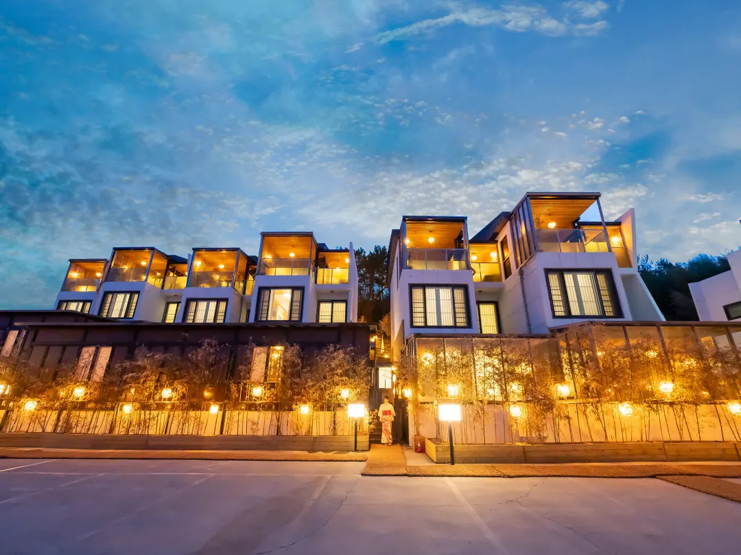 Carrot Ryokan Poolvilla - Gyeongju-si