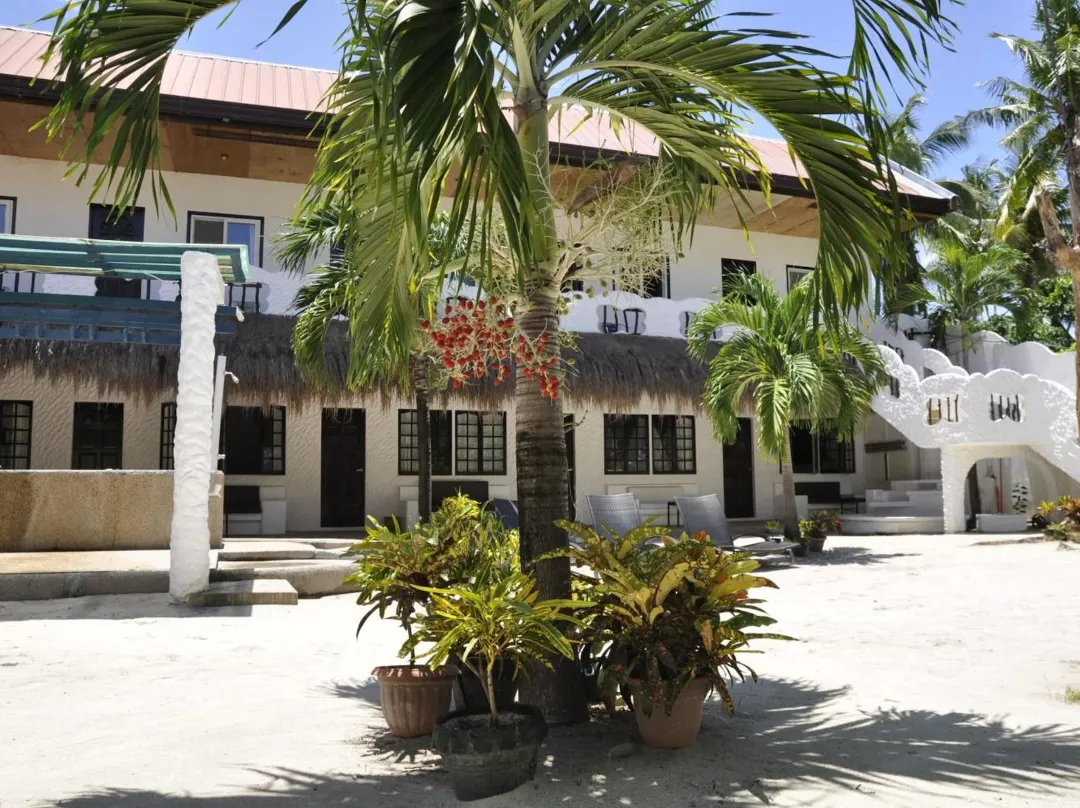 Little Mermaid Dive Resort - Daanbantayan