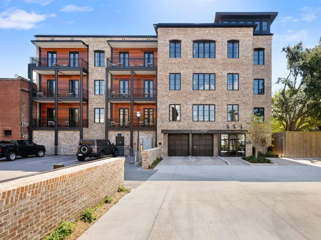 Fire Tower 1br/1ba - Rooftop Views! - Charleston, SC