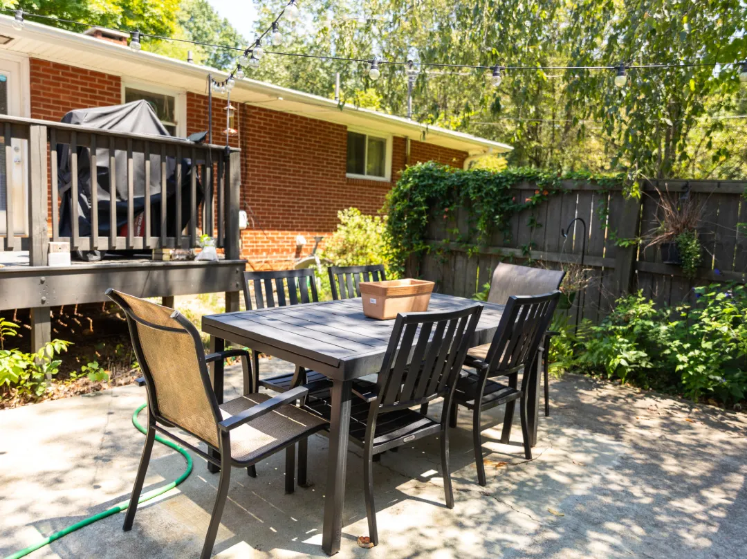 Outdoor Oasis With Pool And Grill - Stunning Urban Retreat - Knoxville, TN