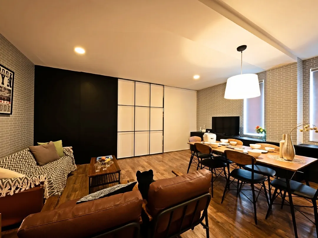 One Living In 24 - Sapporo