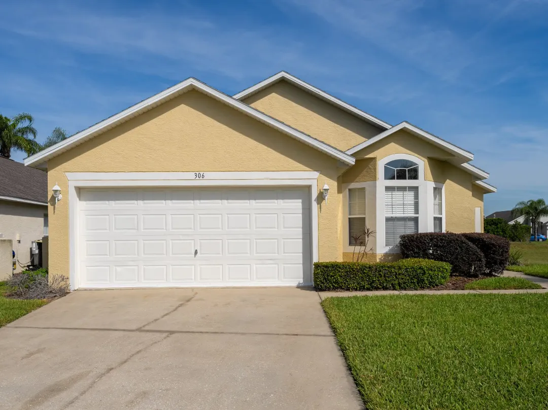 Private Pool, Spa And Games Room Retreat - Charming Oasis - Davenport, FL