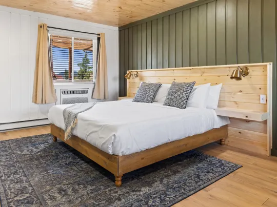 The Boha Hotel - Adirondack Mountains