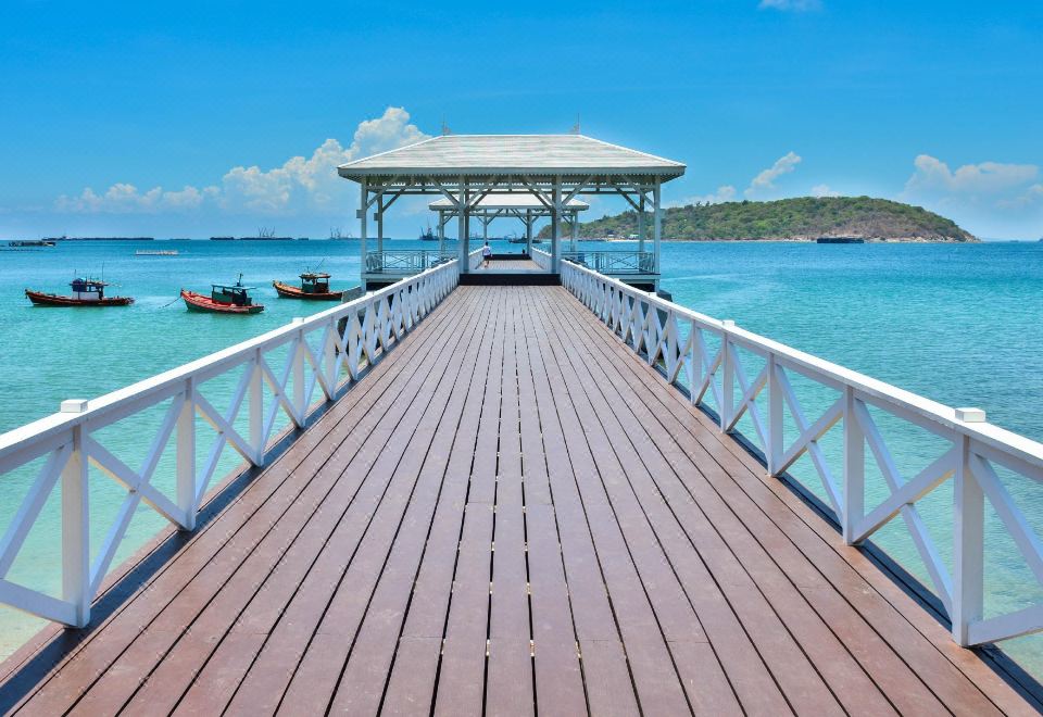กาลเวลา เกาะสีชัง (Time - Ko Srichang), Koh Si Chang - 2025 Latest ...