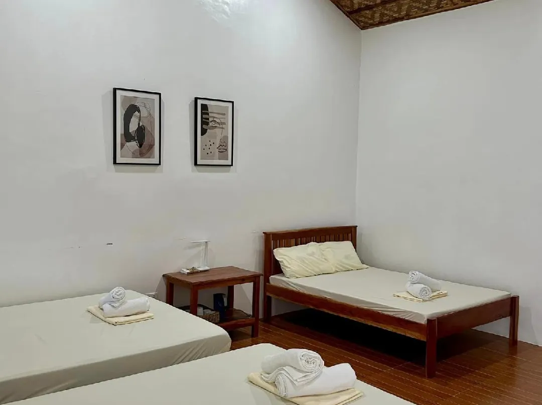 Badi's Place - Moalboal