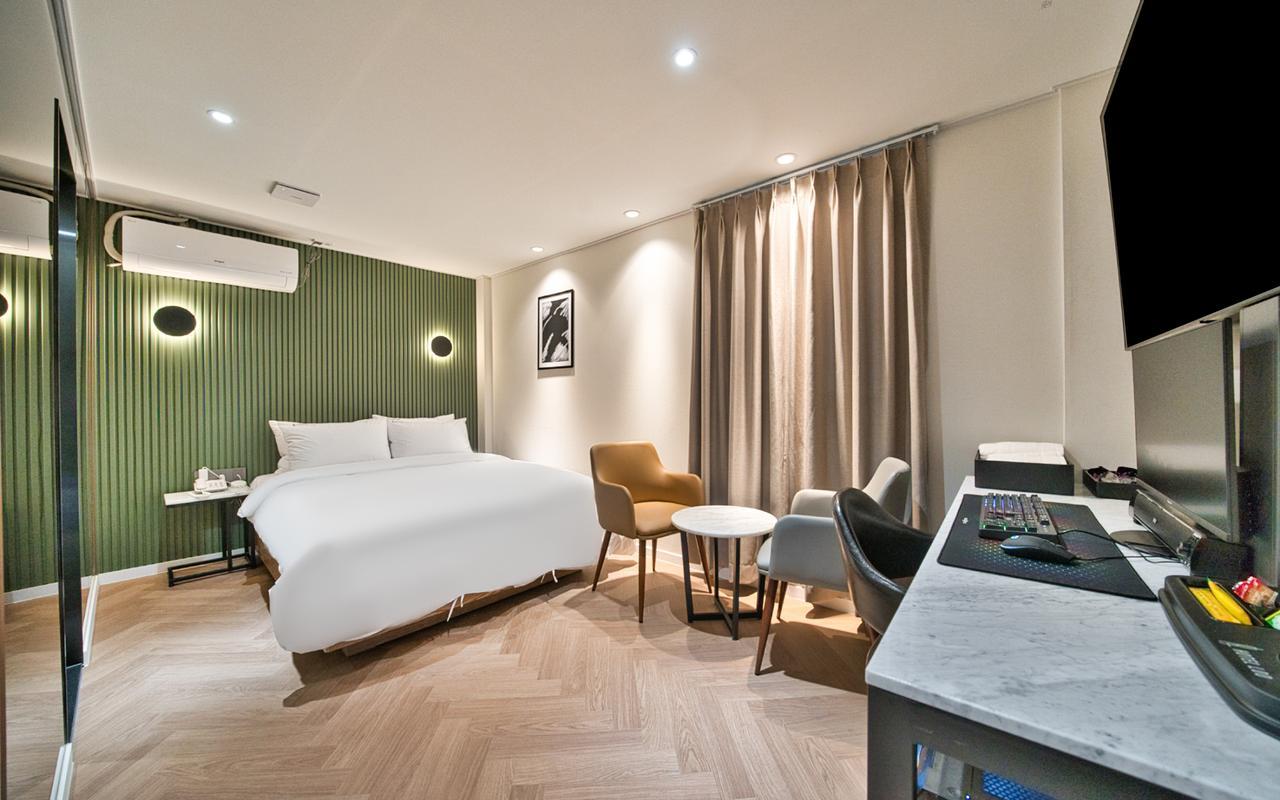 Dongdaemun History Cultural Park Station LOO Hotel in Seoul | 2024 ...