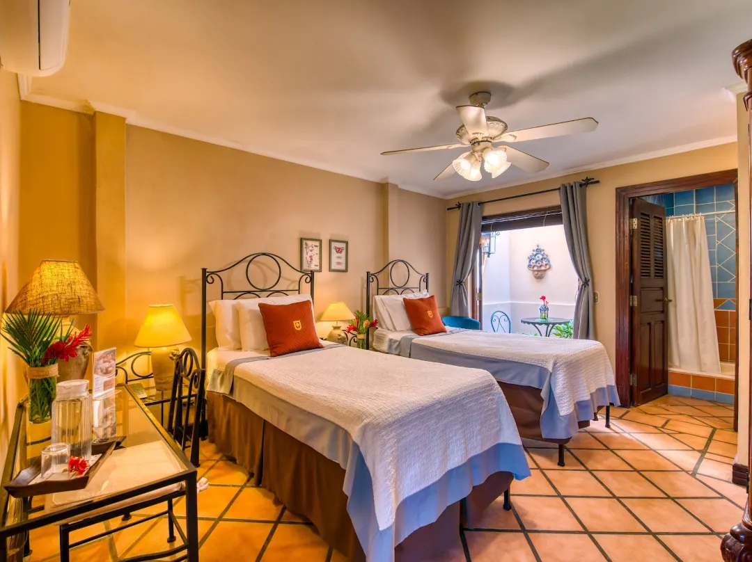 Hotel Los Robles, Managua - Managua