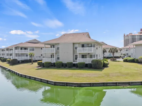 Balconies Overlooking Water And Golf Course - Cozy Beach Haven - Sunset Beach, NC