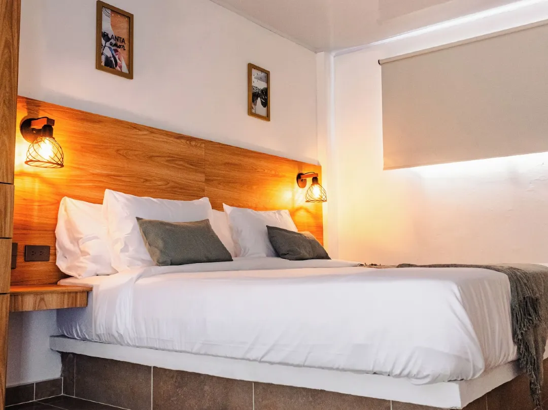 Central Suites By H&r - Villeta