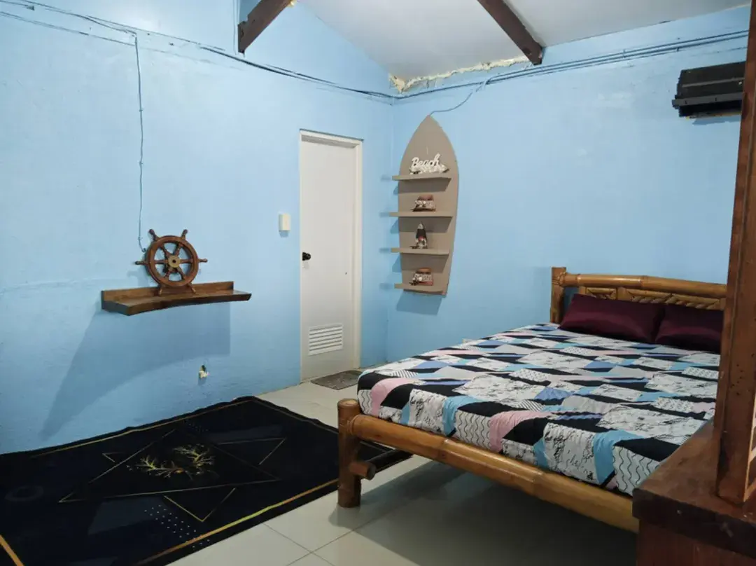 Oceanfront Guest House - Puerto Galera