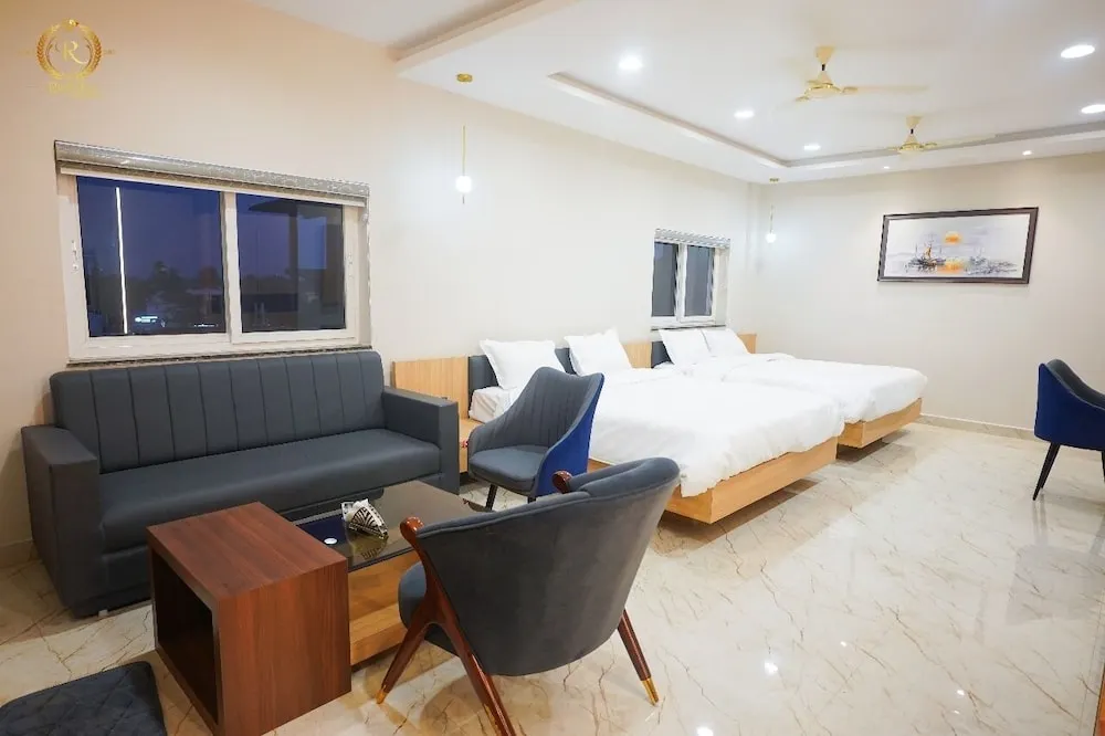 Hotel Radhika Regency - Chhattisgarh