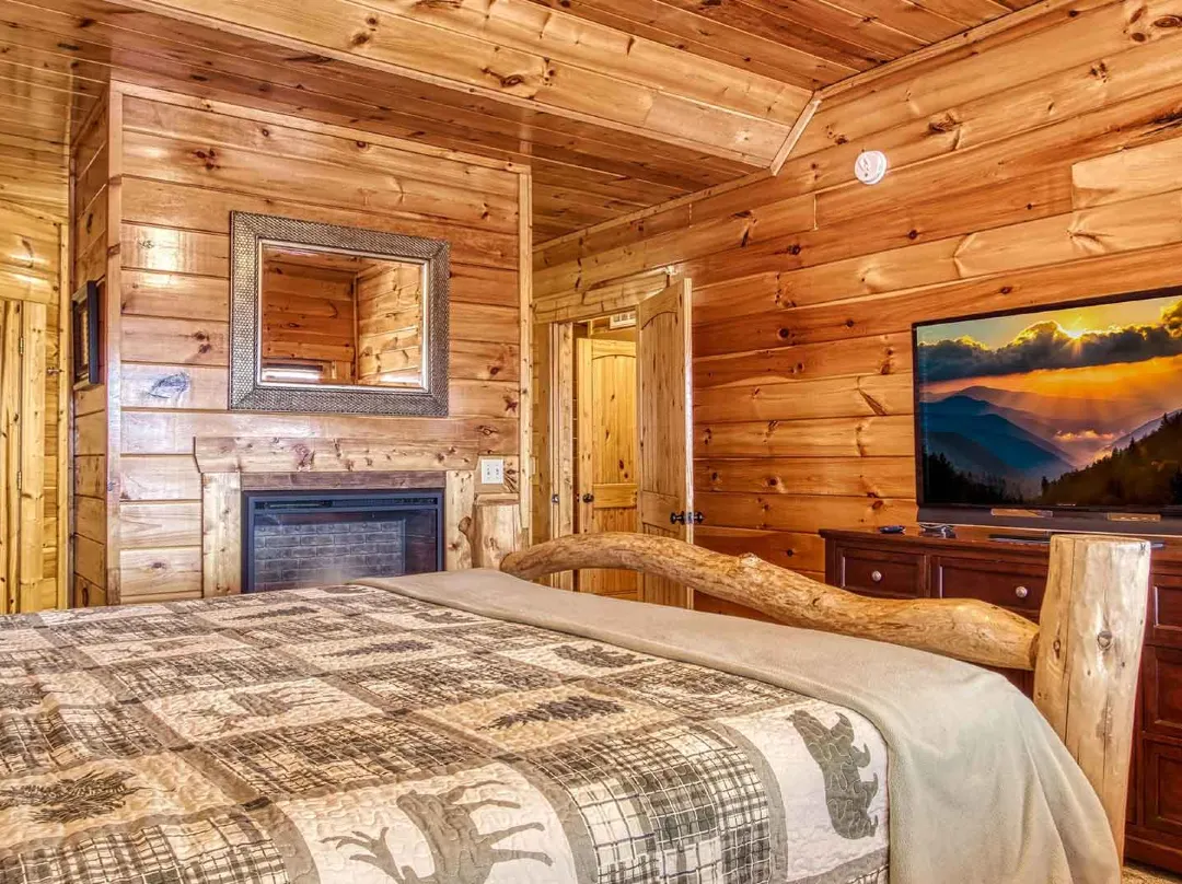 Spectacular Views And Inviting Hot Tub - Majestic Mountain Retreat - Sevierville, TN