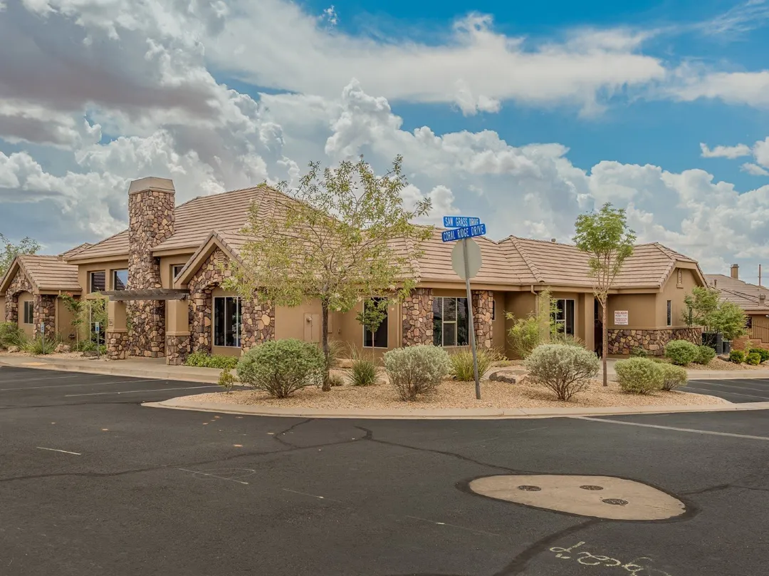 Stunning Golf Course And Pool Views - Breathtaking Retreat - St. George, UT