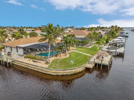 Scenic Pool And Kayak Access By The Canal - Charming Oasis - Cape Coral, FL