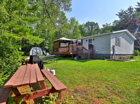 Private Dock And Fire Pit Near Lake Bomoseen - Charming Retreat - Castleton, VT