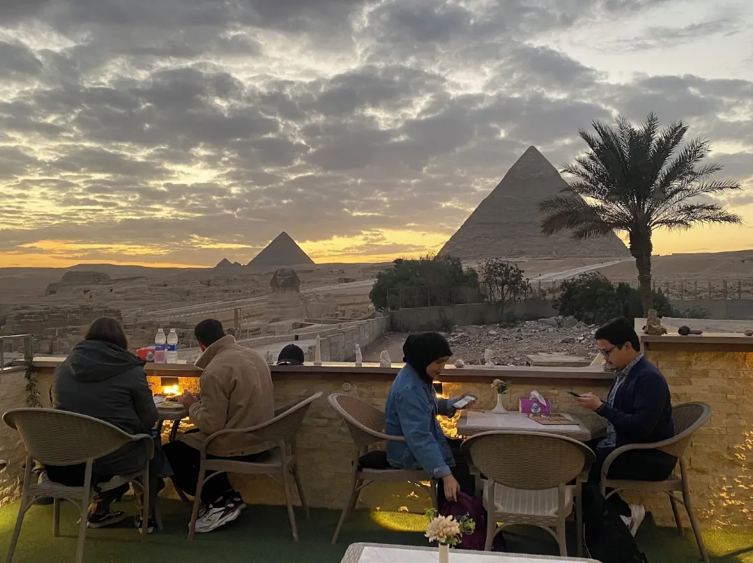 Seven Pyramids View Inn - Egypt