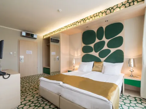 Hotel Aurum Family "A" - Hajdúszoboszló