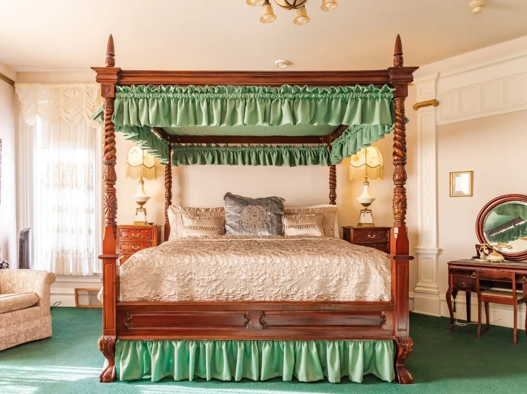 Amethyst Inn - Victoria