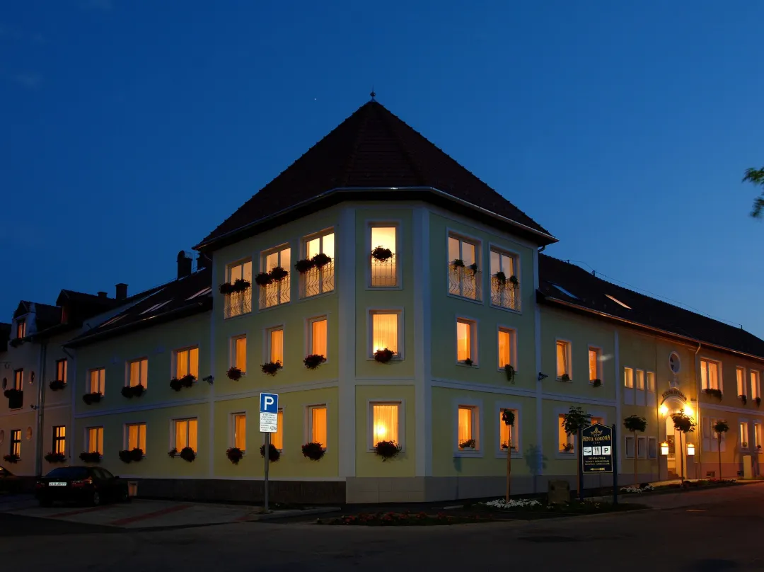 Hotel Korona Wellness, Rendezvény éS Borszálloda - Eger