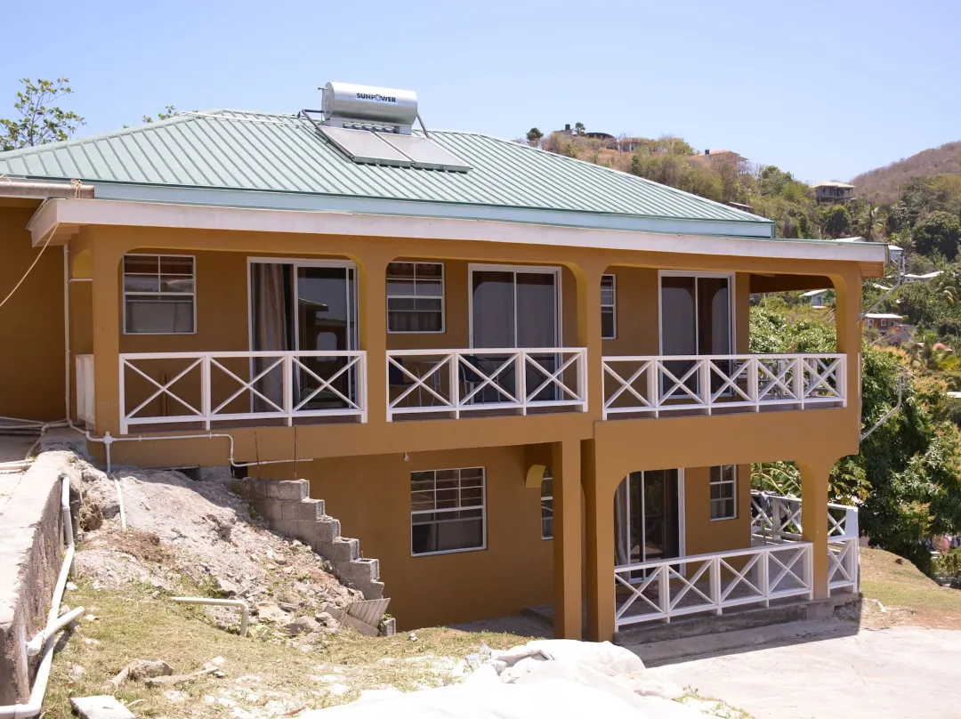 Hillview Apartments And Vehicle Rental - Granada