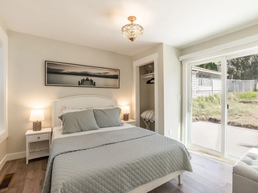 Private Backyard And Modern Amenities - Vibrant Cozy Retreat - Coeur d'Alene, ID