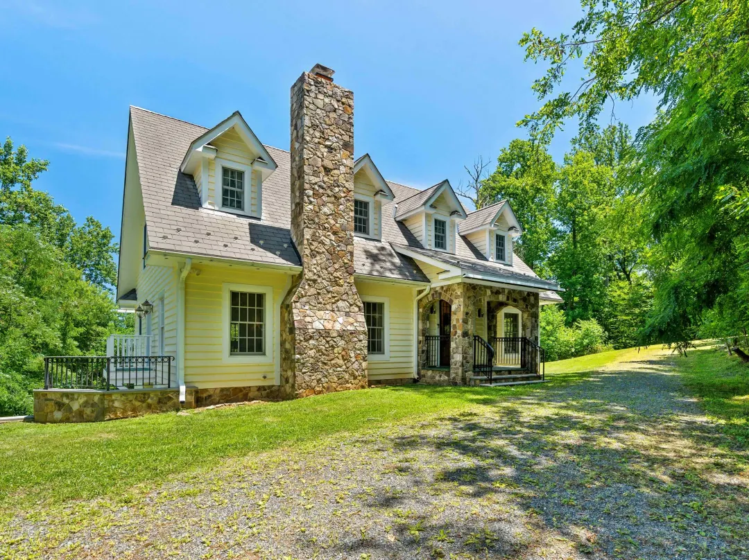 Game Room And Gym Oasis - Stunning Mountain Retreat - Shenandoah National Park