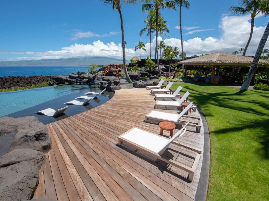 Luxurious Outdoor Living And Infinity Pool - Stunning Tropical Retreat - 하푸나 비치