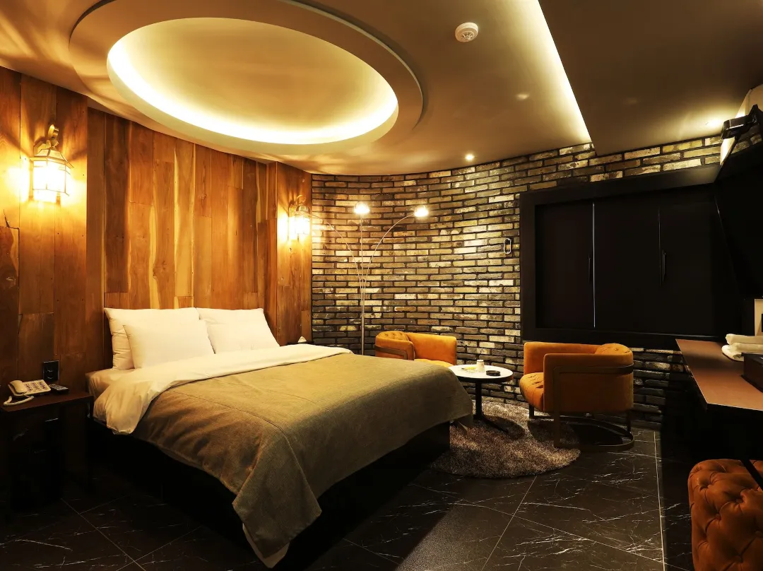 Rainbow Hotel - Daedeok