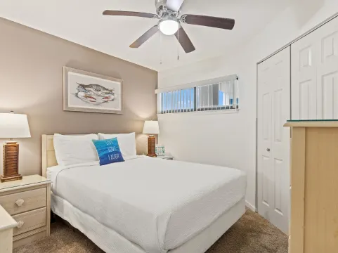 Aquavista Beach Resort 803e - Laguna Beach, FL