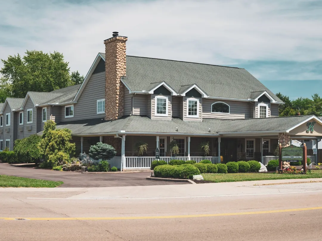 Hearthstone Inn & Suites - Yellow Springs, OH