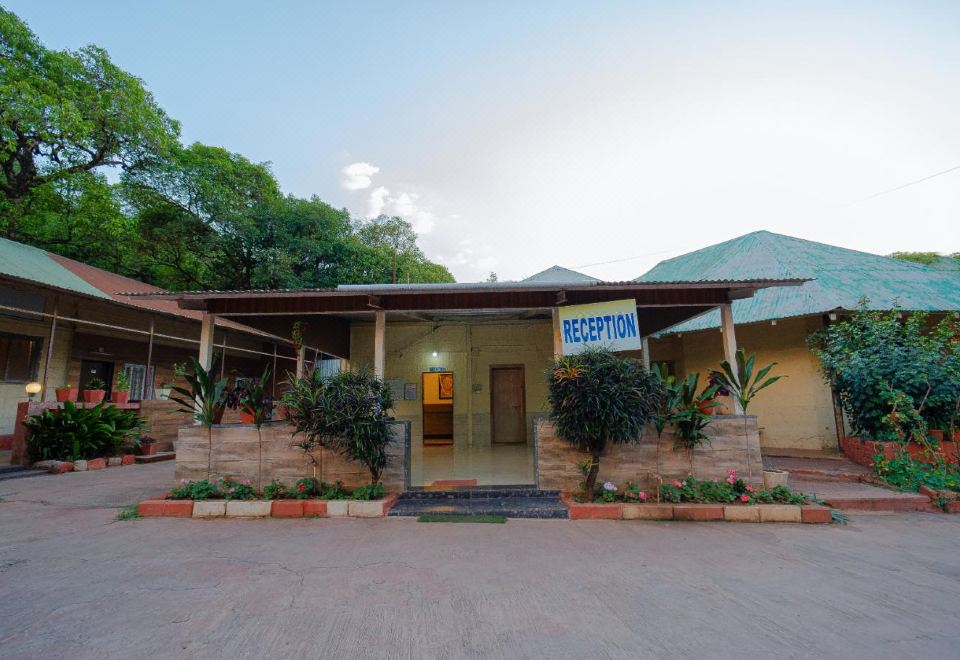 Hotel Apsara,Mahabaleshwar - Updated 2024 Reviews & Prices | Trip.com