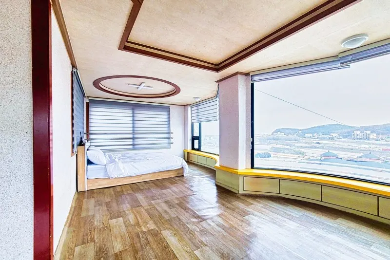 Daebudo Wanggeon Village Pension - Ansan-si