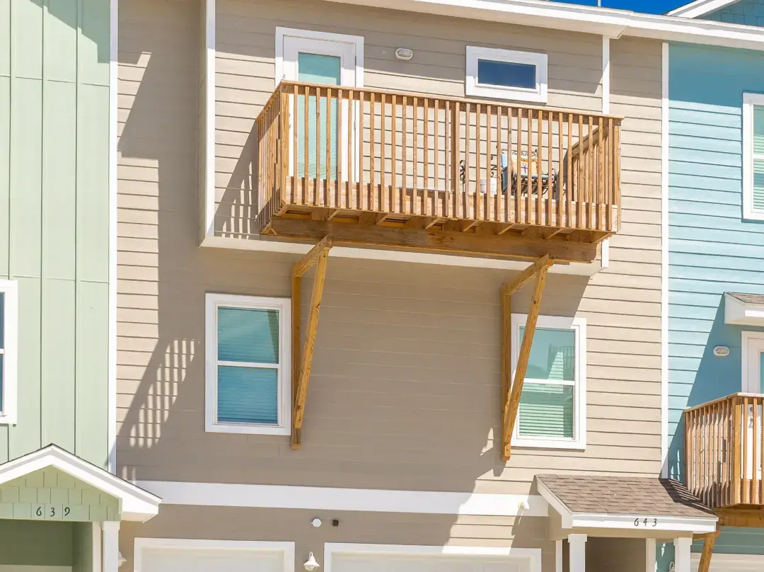 Shared Heated Pool, Gulf Views, Beach Boardwalk And Golf Cart Included - Port Aransas, TX