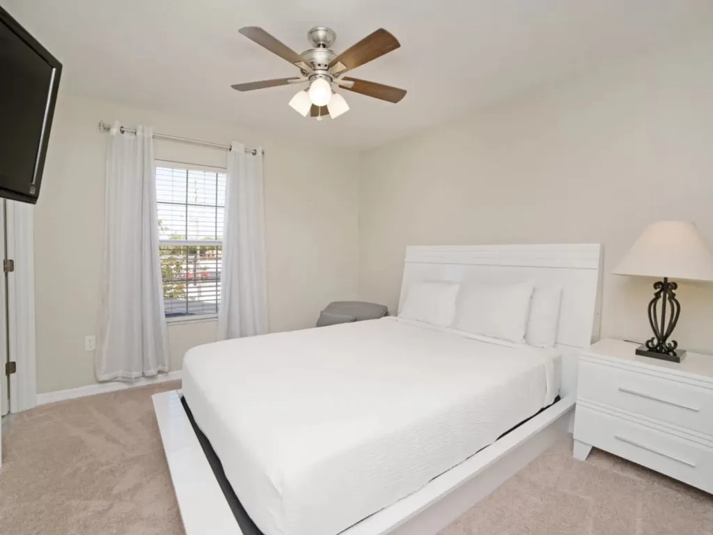 Private Plunge Pool And Resort Amenities - Charming Townhouse - Kissimmee, FL